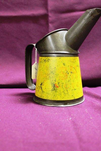 Shell 1 Pint Oil Pourer | XXXX Antique Complex