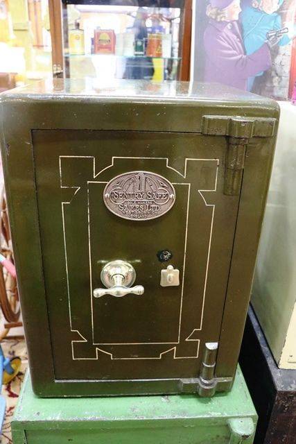 Antique Sentry Safe by Safes Ltd. # | XXXX Antique Complex