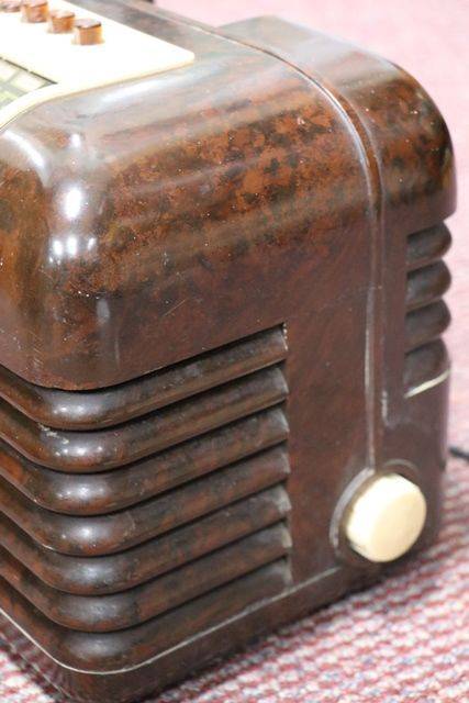 Bush Bakelite Radio# | XXXX Antique Complex