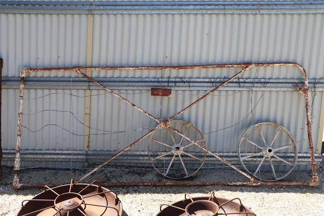 10 foot McKay Sunshine Farm Gate.# | XXXX Antique Complex