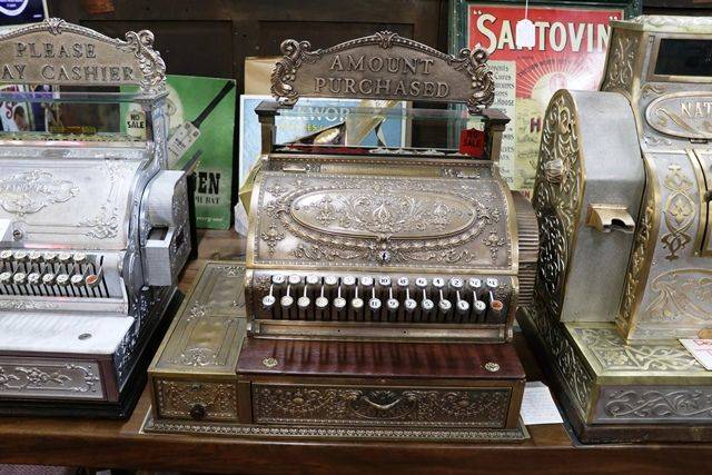 Antique National Cash Register with Side Drawer | XXXX Antique Complex