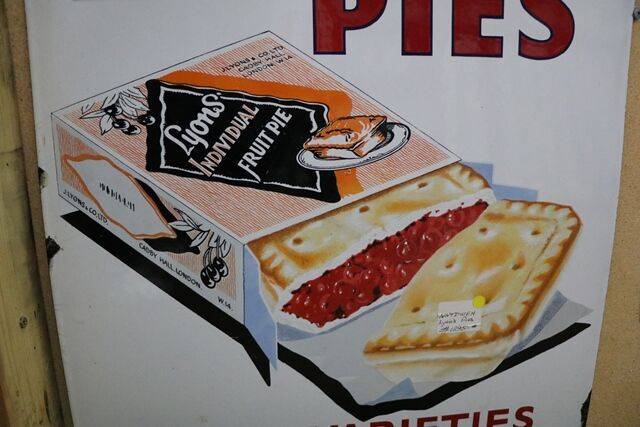 Lyons Fruit Pies Pictorial Enamel Advertising Sign # | XXXX Antique Complex