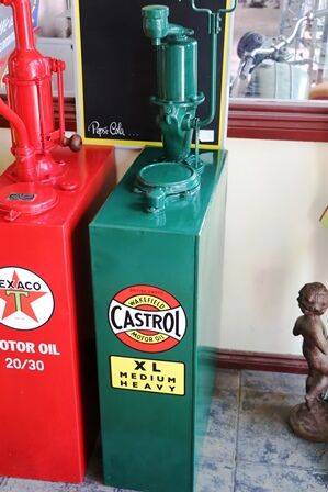 Vintage Castrol Garage Hi-Boy Oil Dispenser. | XXXX Antique Complex