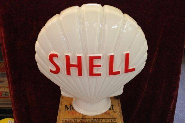 After-market Glass Shell Clam Petrol Pump Advertising Globe | XXXX ...