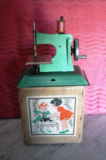 Boxed Little Betty Sewing Machine. # | XXXX Antique Complex