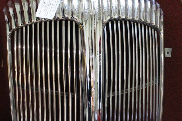 Daimler Consort Grille Complete with Insert And Starting Handle Cover ...