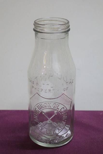Genuine Atlantic Quart Motor Oil Bottle | XXXX Antique Complex