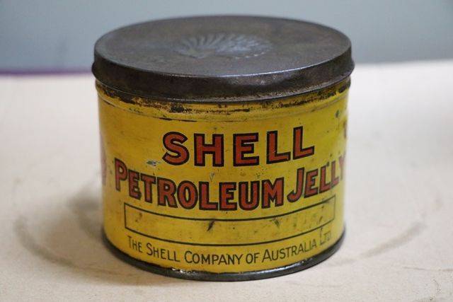Australian Shell 1 lb Petroleum Jelly Tin # | XXXX Antique Complex