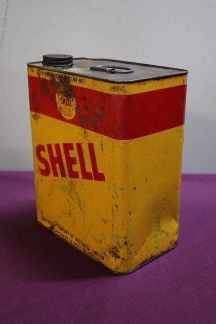 Australian Shell One Gallon Motor Oil Tin | XXXX Antique Complex