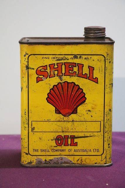 Australian Shell One Quart Motor Oil Tin | XXXX Antique Complex