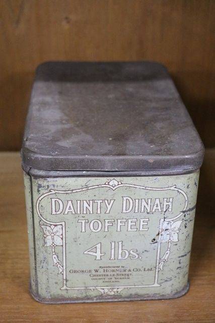 Dainty Dinah Toffee Tin | XXXX Antique Complex