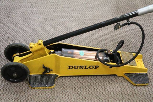 Dunlop Trolley Air Pump Compressor | XXXX Antique Complex
