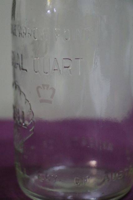 Early Australian Shell Embossed Quart Oil Bottle | XXXX Antique Complex