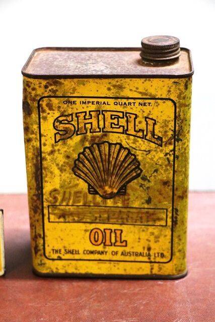 Early Australian Shell One Quart Motor Oil Tin. | XXXX Antique Complex