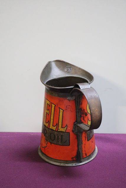 Early Shell Quart Motor Oil Pourer | XXXX Antique Complex