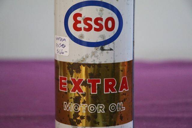 Esso Extra Motor Oil Tin | XXXX Antique Complex