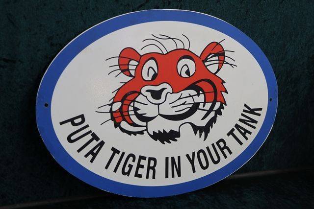 Esso Put a Tiger In Your Tank Tin Advertising Modern Sign | XXXX ...