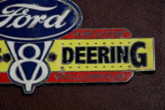 Ford V8 Dealership Badge Hastings & Deering. | XXXX Antique Complex