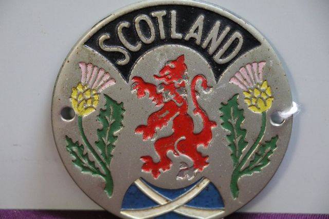 Genuine Scotland Car Badge | XXXX Antique Complex