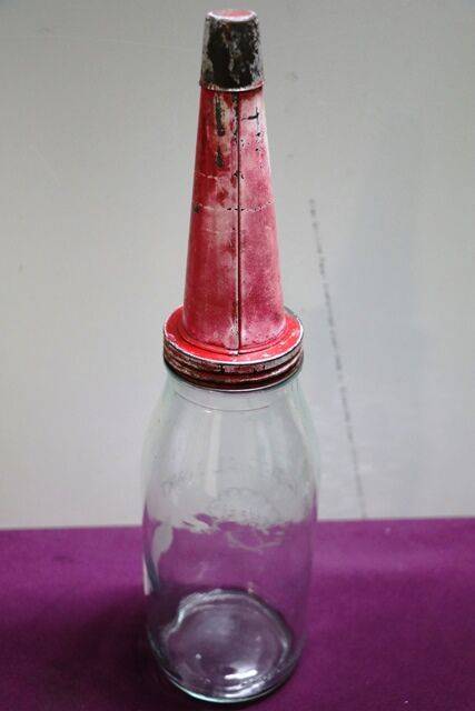 Imperial Quart Embossed Shell Oil Bottle & Top. | XXXX Antique Complex