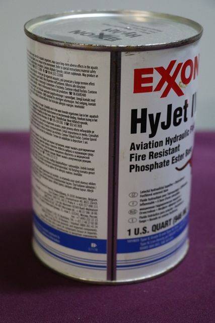 Mobil Exxon Hyjet IV-A Quart Hydraulic Fluid Tin | XXXX Antique Complex