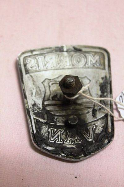 Morris Van Badge | XXXX Antique Complex