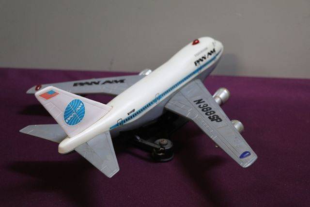 PAN-AM-BATTERY-OPERATED-PLANE-Seven-Seas-Toys-Vintage- | XXXX Antique ...