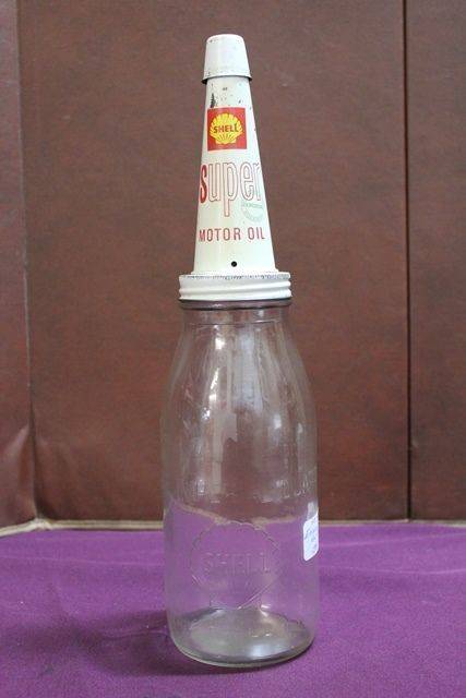Quart Shell Embossed Oil Bottle with Tin Top | XXXX Antique Complex
