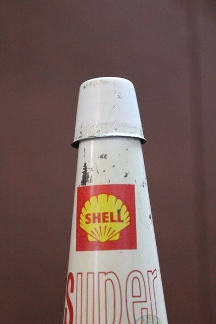 Quart Shell Embossed Oil Bottle with Tin Top | XXXX Antique Complex