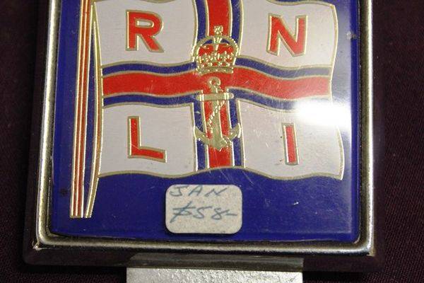RNLI Car Club Badge | XXXX Antique Complex