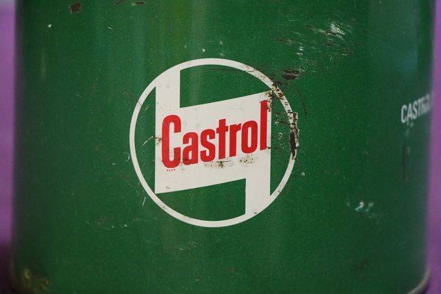 Rare Castrol 2.5 Litre Liquid Tungsten Can | XXXX Antique Complex