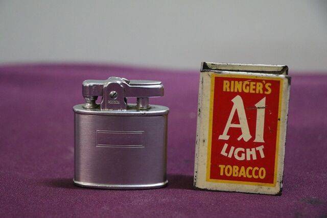 Ronson Standard Prince Lighter With Original Box | XXXX Antique Complex