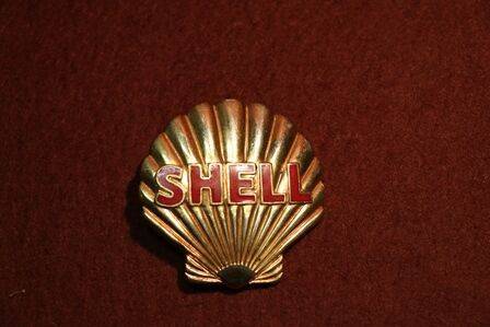 Shell Clam Badge.. | XXXX Antique Complex