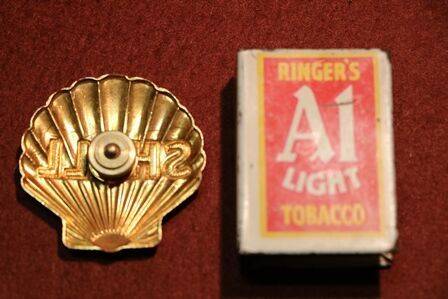 Shell Clam Badge.. | XXXX Antique Complex