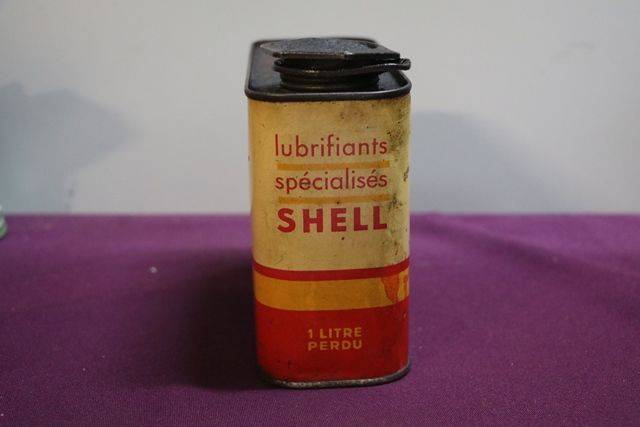 Shell Donax U 1 Litre Motor Oil Tin | XXXX Antique Complex