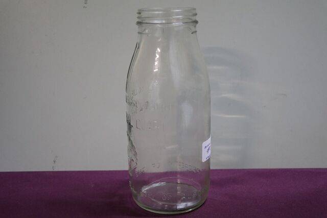 Shell Quart Oil bottle | XXXX Antique Complex