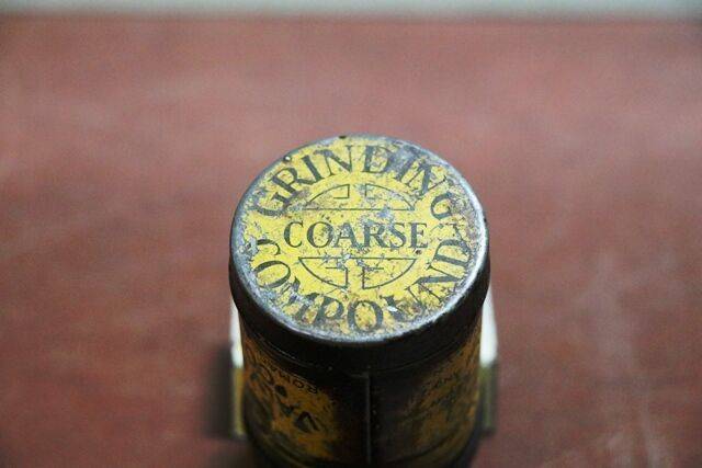 Small ROMAC Valve Grinding Compound Tin. | XXXX Antique Complex