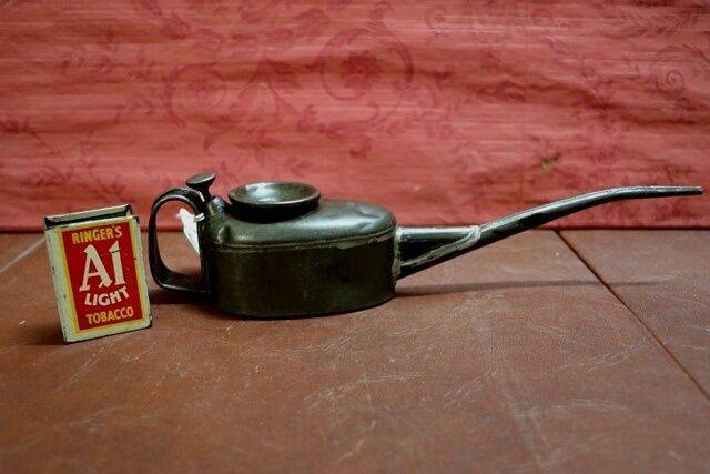 Small Vintage Boat Shape Button Pump Oiler. | XXXX Antique Complex