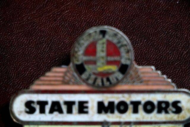 State Motors General Motors Holden Dealer Badge. | XXXX Antique Complex