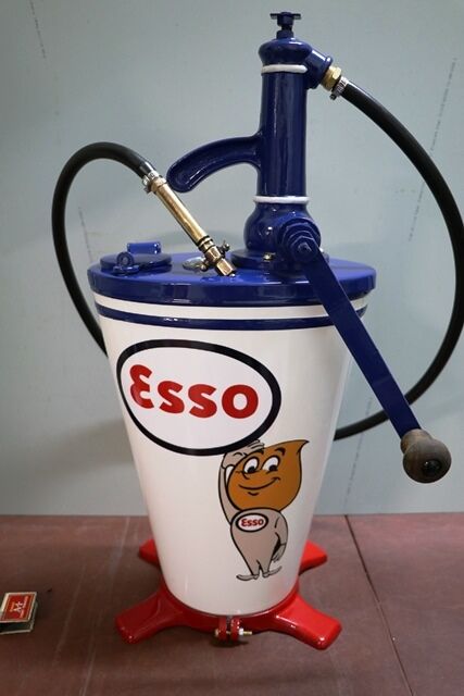 Stunning Vintage ESSO Gear Oil Dispenser. # | XXXX Antique Complex