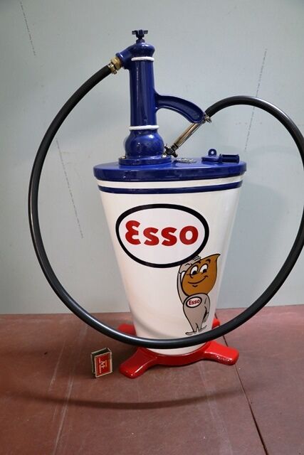 Stunning Vintage ESSO Gear Oil Dispenser. # | XXXX Antique Complex