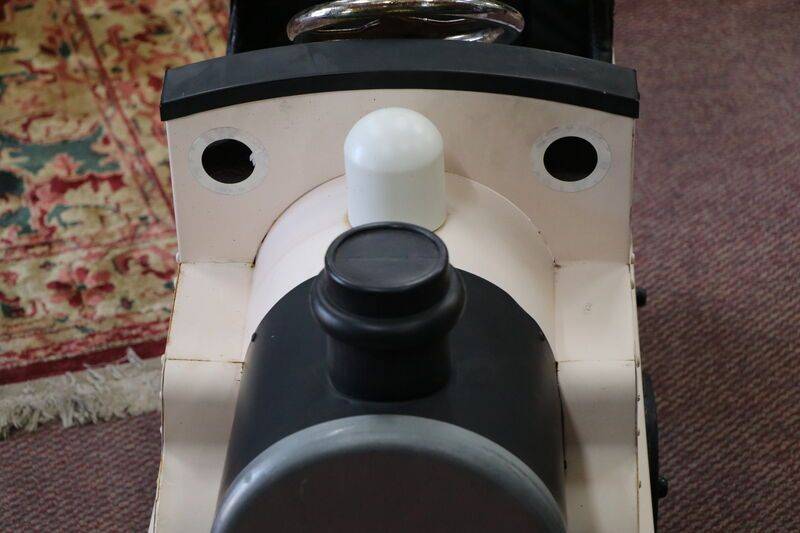 Thomas the Tank Engine Style 6 Wheel Pedal Train.# | XXXX Antique Complex