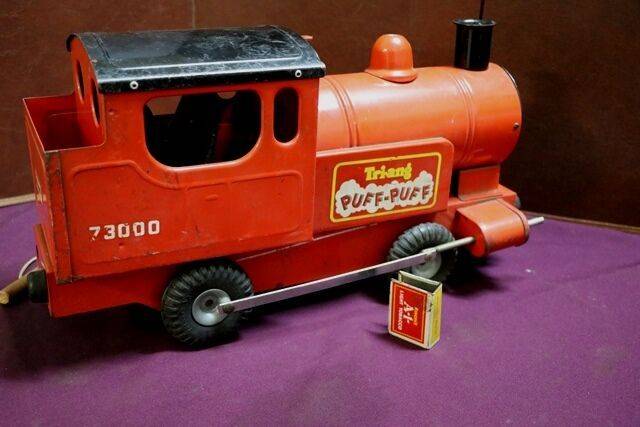 Tri-ang Puff-Puff Tinplate Locomotive .. | XXXX Antique Complex