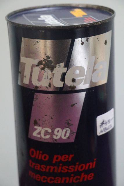 Tutela Olio Fiat ZC 90 1 Litre Italian Oil Tin | XXXX Antique Complex