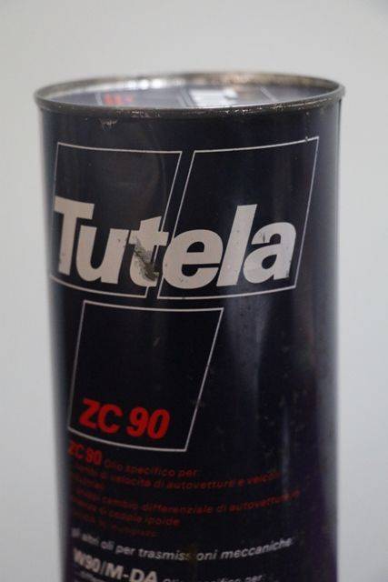 Tutela Olio Fiat ZC 90 1 Litre Italian Oil Tin | XXXX Antique Complex