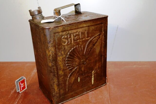 Vintage 2 Gallon Running Board Can for Early Shell Aviation | XXXX ...