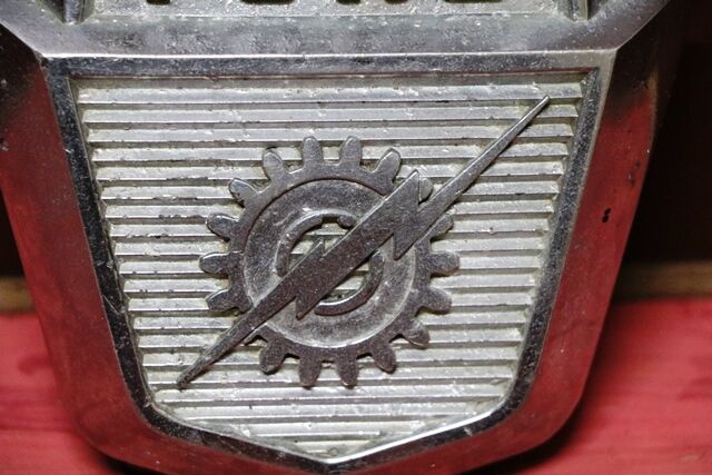 Vintage Ford Lightning Di Cast Badge. | XXXX Antique Complex