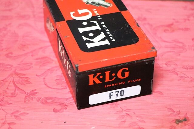 Vintage K.L.G Spark Plug Pictorial Tin. | XXXX Antique Complex