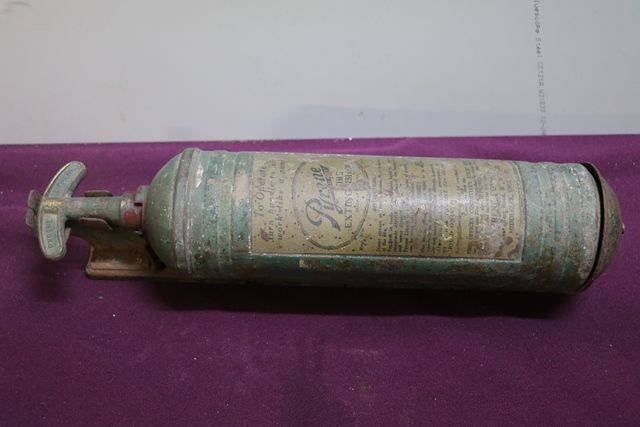 Vintage Pyrene Fire Extinguisher with Cradle. | XXXX Antique Complex