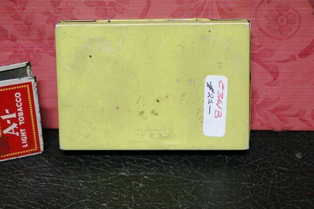 Vintage State Express 555 BOAC Cigarettes Tin. | XXXX Antique Complex